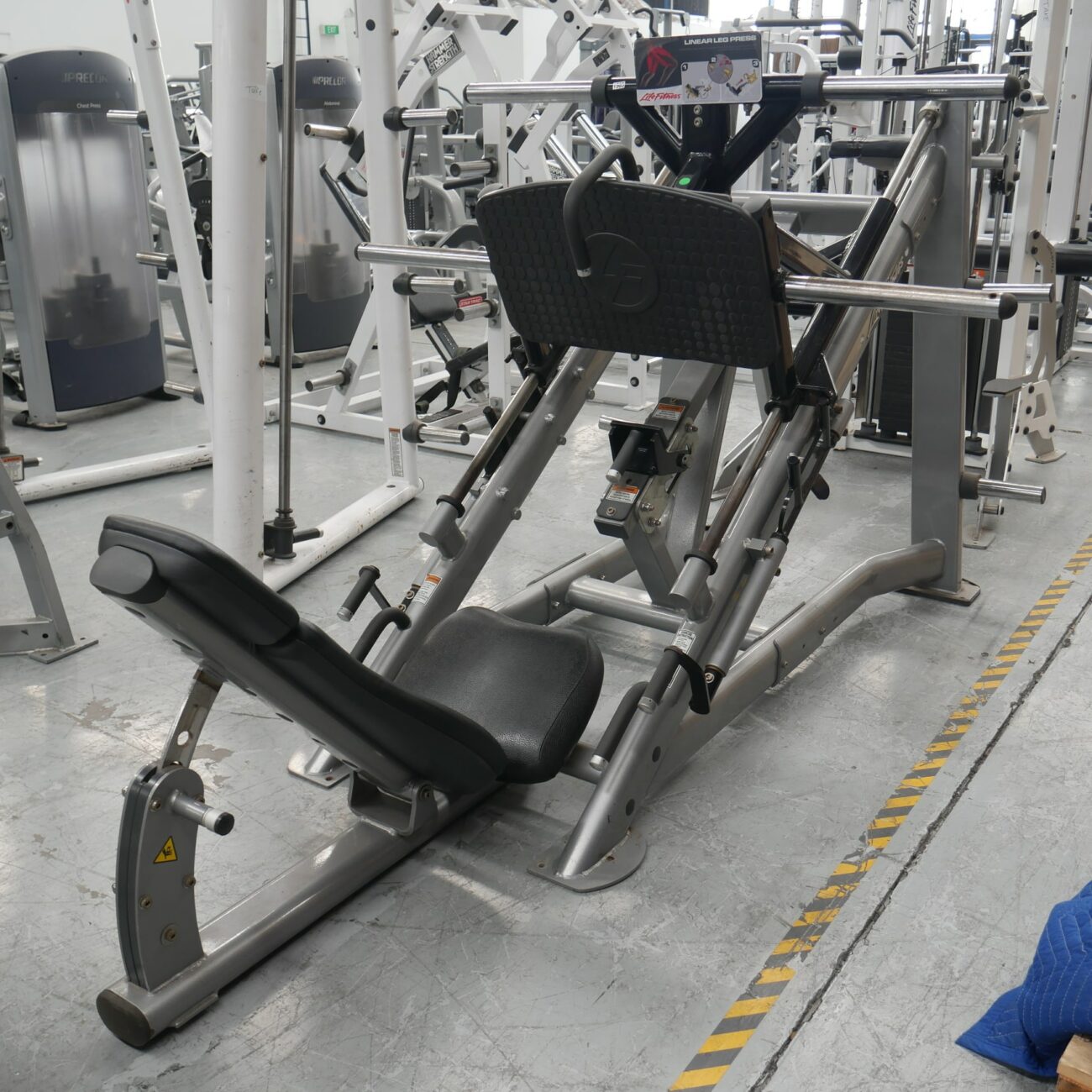 Life Fitness Linear 45 Degree Leg Press | Grays Fitness