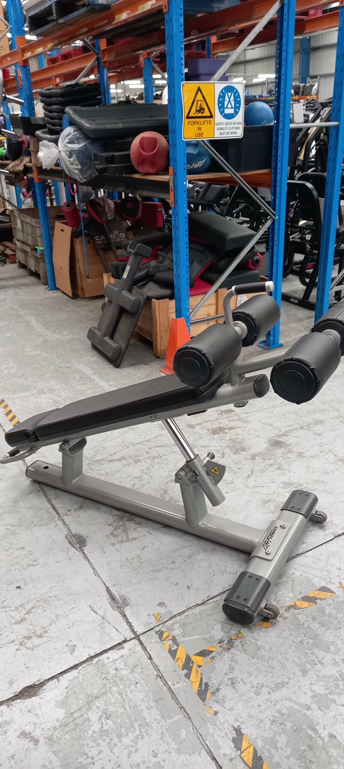 Life Fitness Adjustable Decline/Abdominal Bench | Grays Fitness