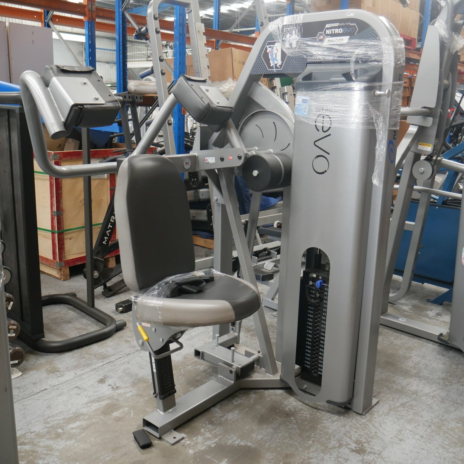 Nautilus Pull Over | Grays Fitness