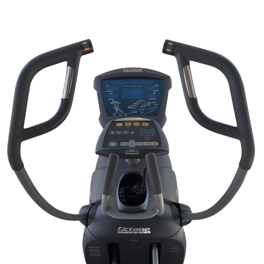 Octane Pro4700 Elliptical Trainer - LED Console | Grays Fitness