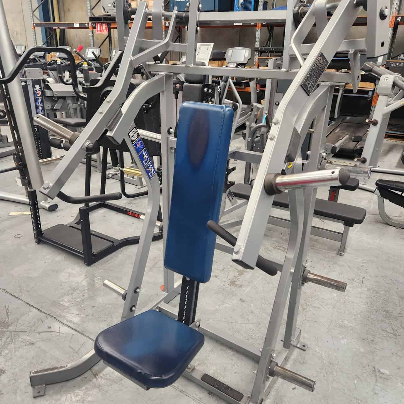 Hammer Strength ISO Lateral Plate Loaded Super Incline | Grays Fitness