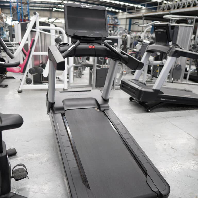 Life Fitness Integrity Treadmill With SE3 HD Touch Screen | Grays Fitness